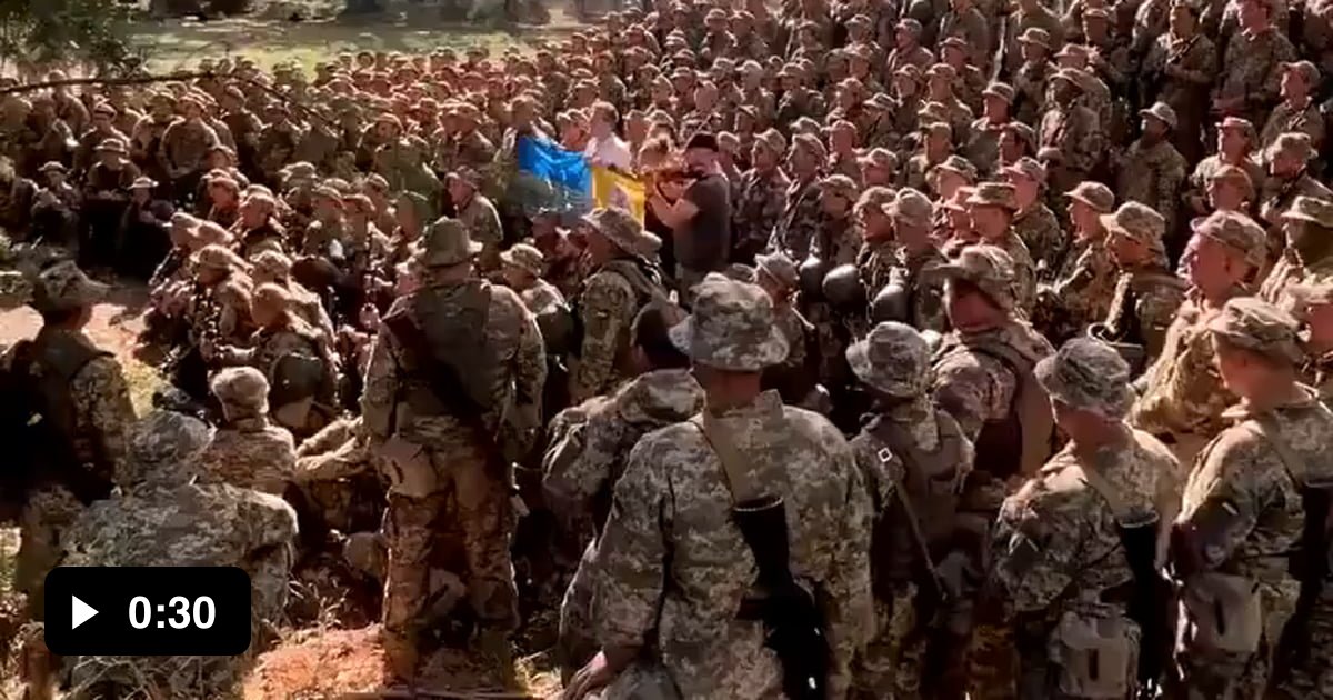 One of the most powerful performances of the Ukrainian National Anthem ...