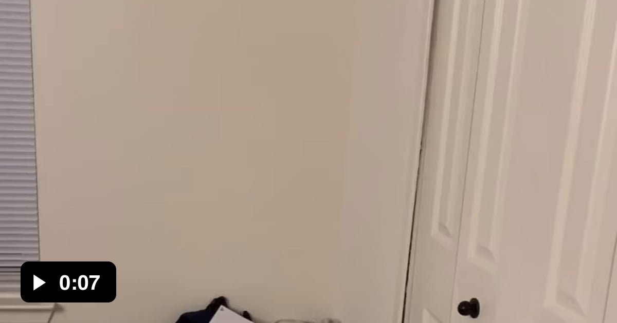 What am I missing - 9GAG