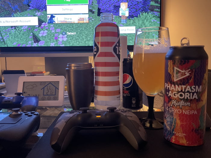Friday night at last. Gaming with the old farts, and drinking beer - 9GAG