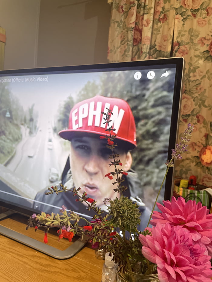 Rando snak the ripper - 9GAG