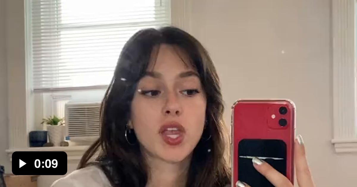 Smash or Pass? Con:She’s a tainted yellow shark! - 9GAG