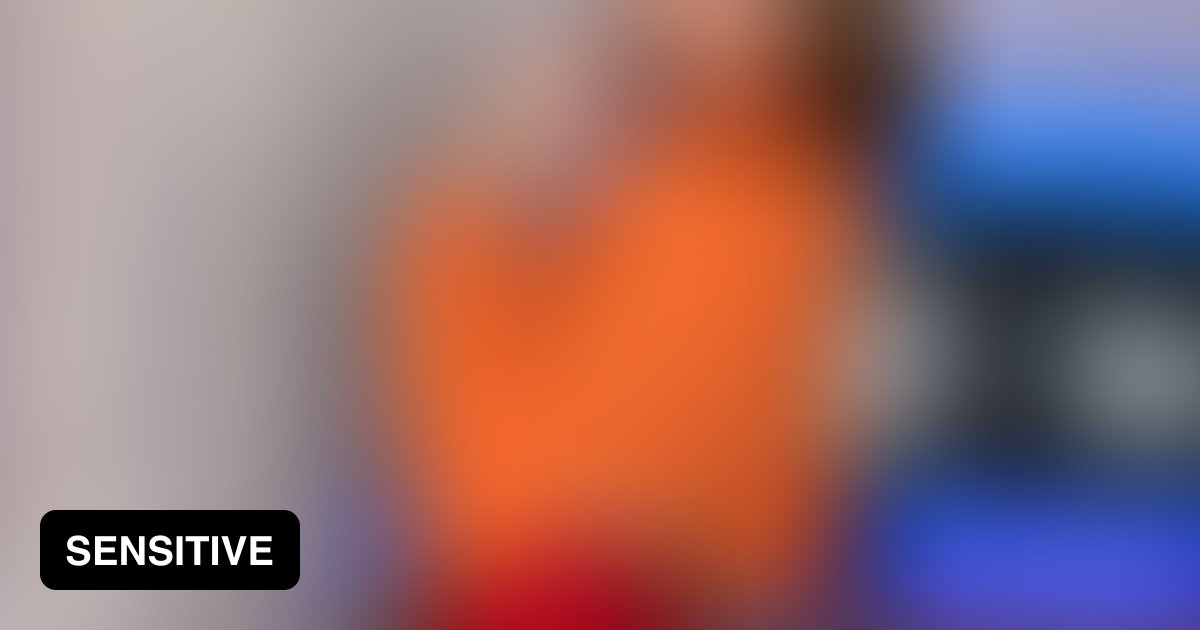 Maddie Joy as Velma cosplay - 9GAG