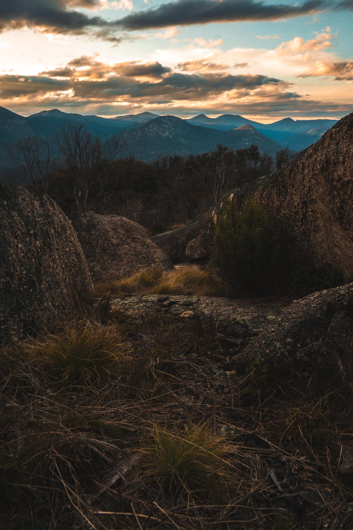 Golden hour on the Australian Alps, OC, 2667x4000 - 9GAG