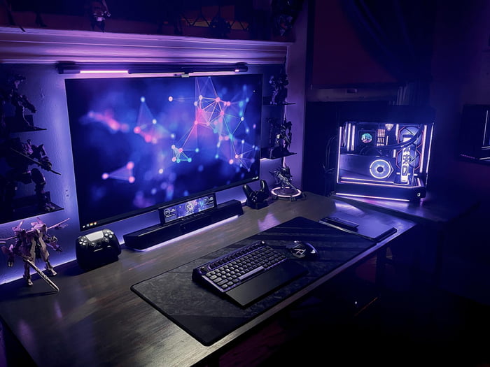 New monitor to go with the new GPU! - 9GAG