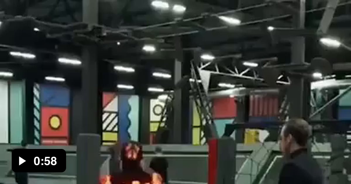 Man trained to become an IRL Neo from The Matrix. - 9GAG