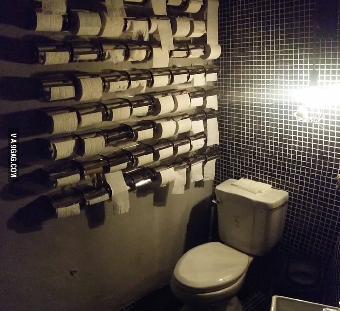 No tissue issue here. - 9GAG