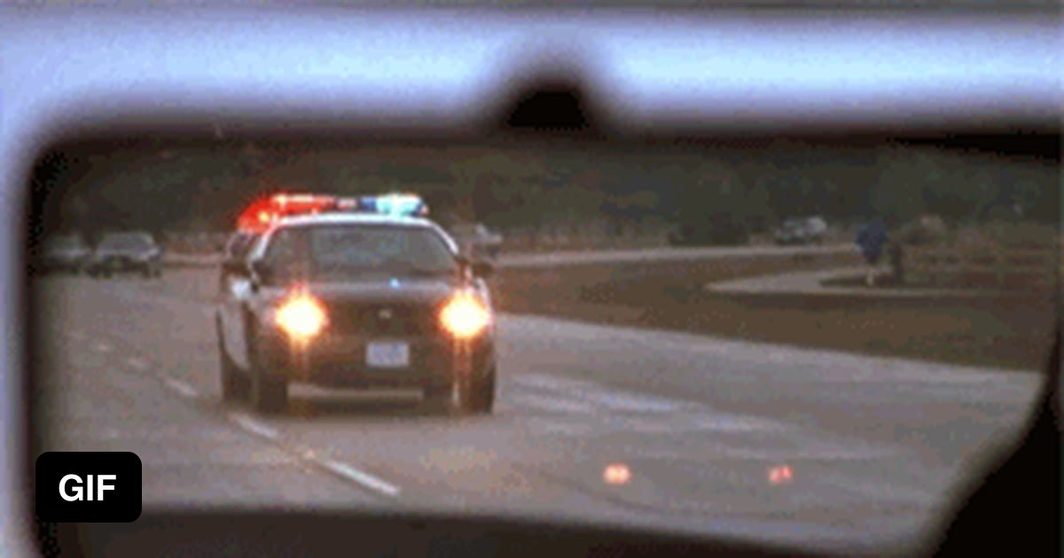 Sand people ride in single file to hide their numbers. - 9GAG