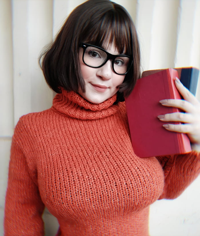 Velma cosplay by Le_Atlass - 9GAG