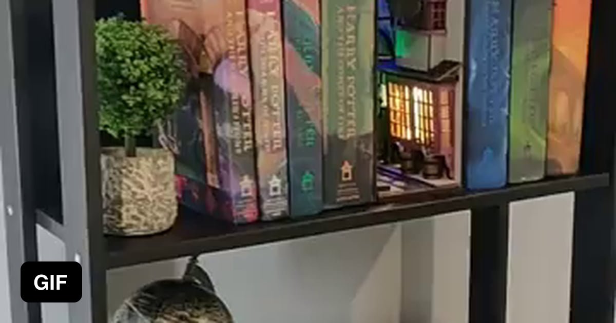 Literally book nook - 9GAG