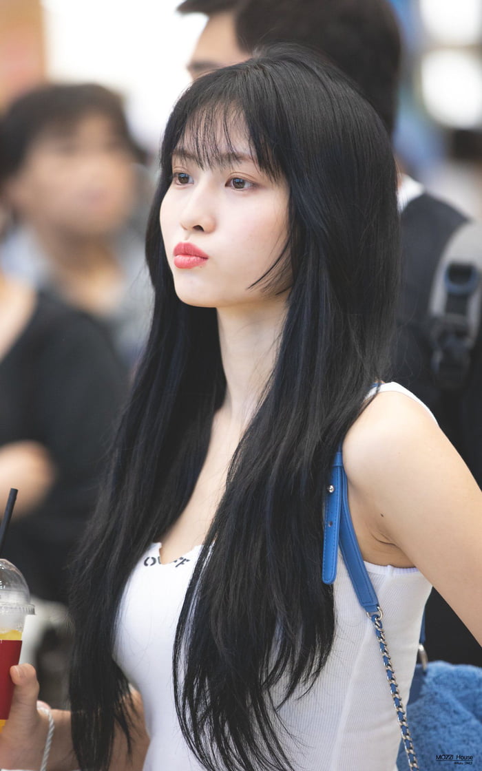 Momo 9gag