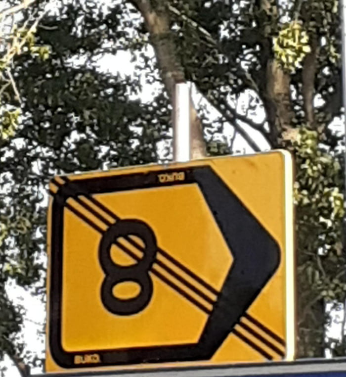 Classic upside-down sign/8 - 9GAG