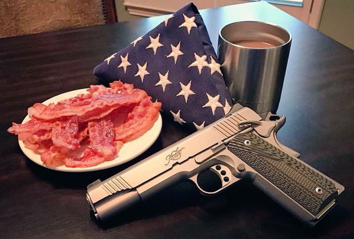American breakfast with freedom on the side - 9GAG