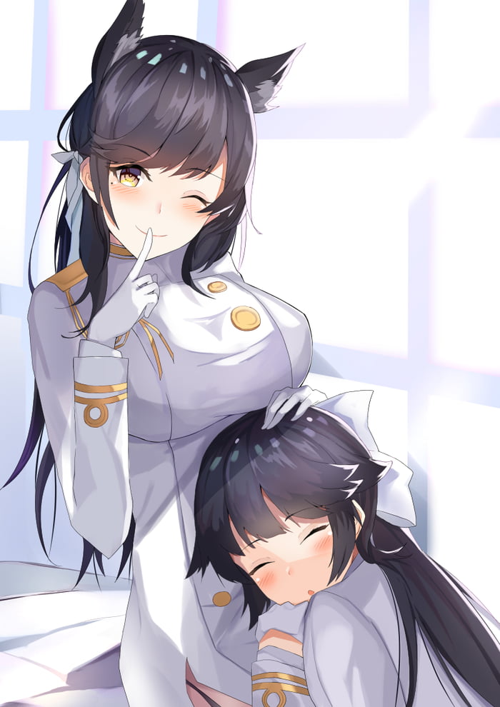" shh... be quiet, Commander ~ " Soße: Atago x Takao (drawn by kaki tsubata) - 9GAG
