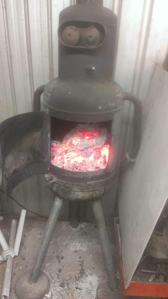 Bender firepit Dad was proud of his creation. - 9GAG