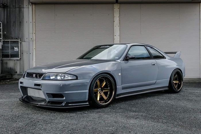 Widebody Nissan R33 Skyline - 9GAG