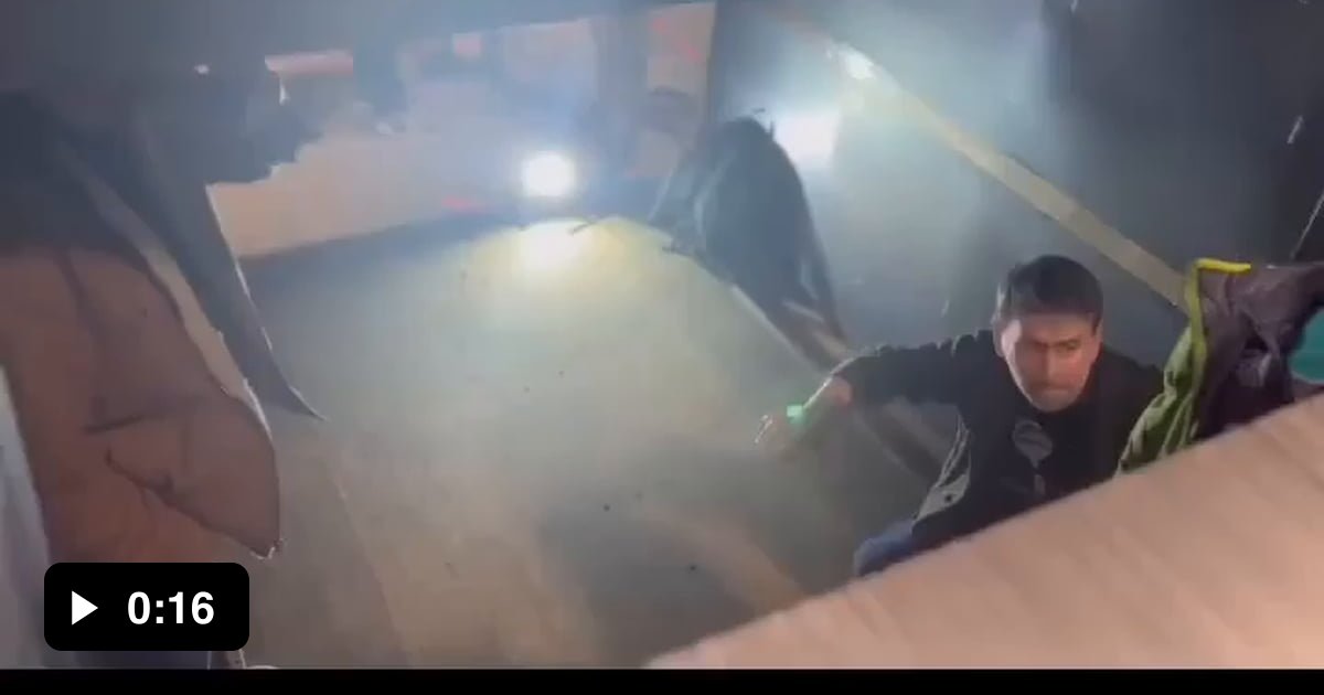 The dedication required for a Final Destination death scene. - 9GAG