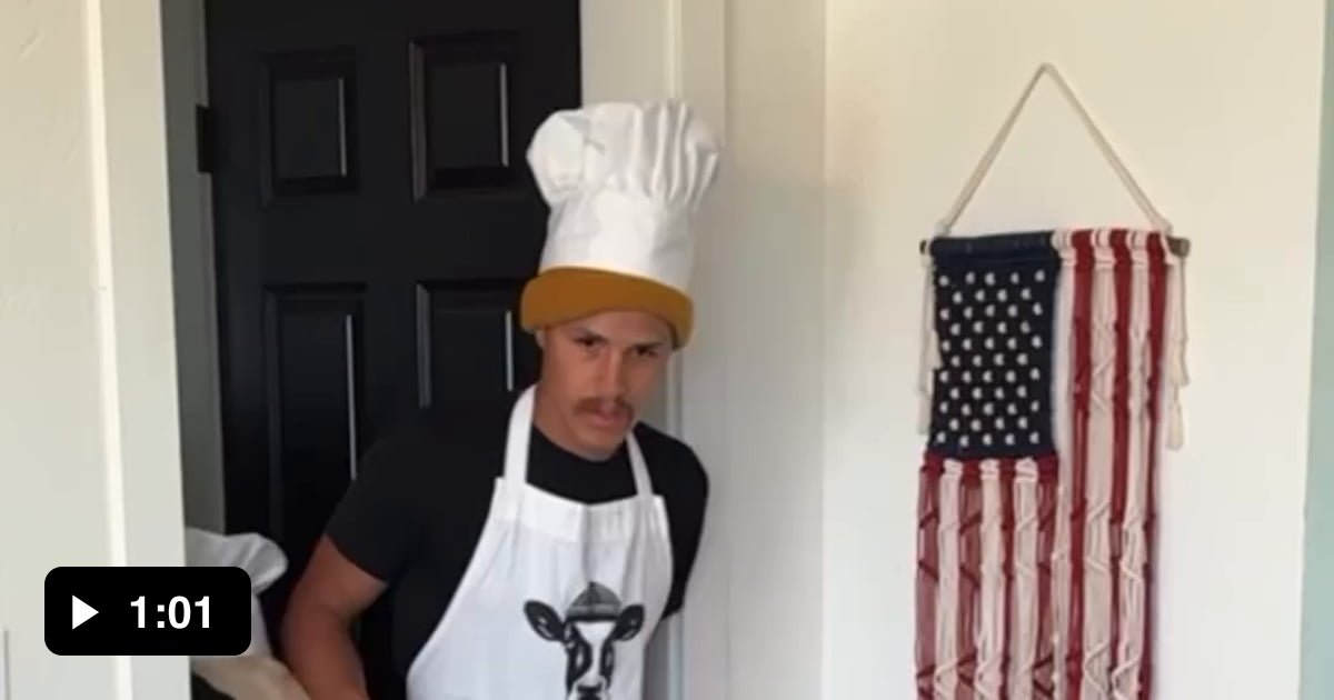 I don't know what I just watched, but I can't stop looking - 9GAG