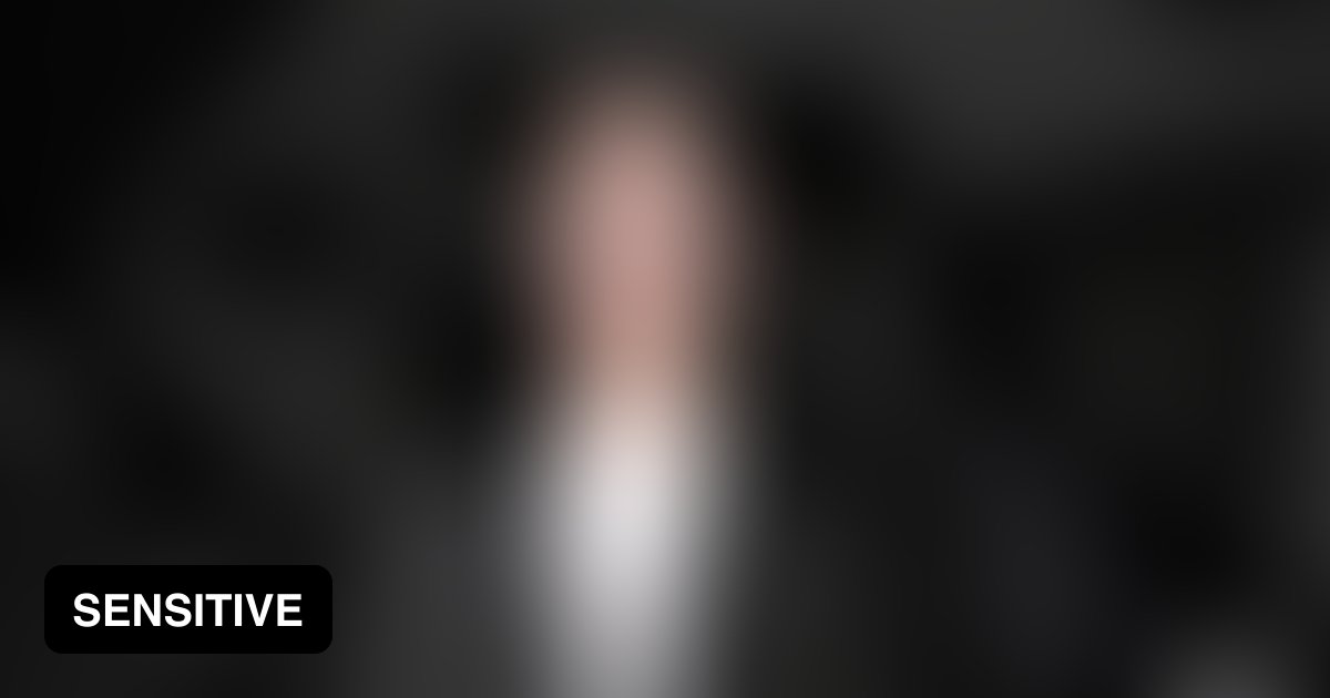 My queen 👑 - 9GAG