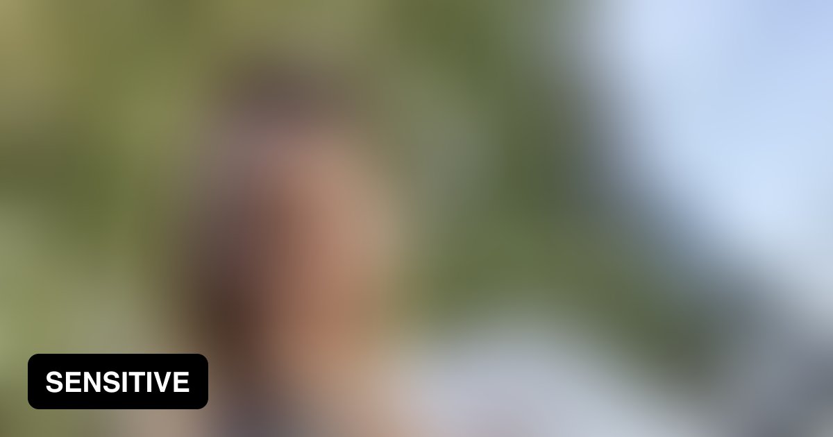 Perfect throw and he comes back..... - 9GAG