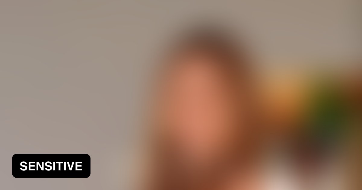 Sexy seethrough - 9GAG