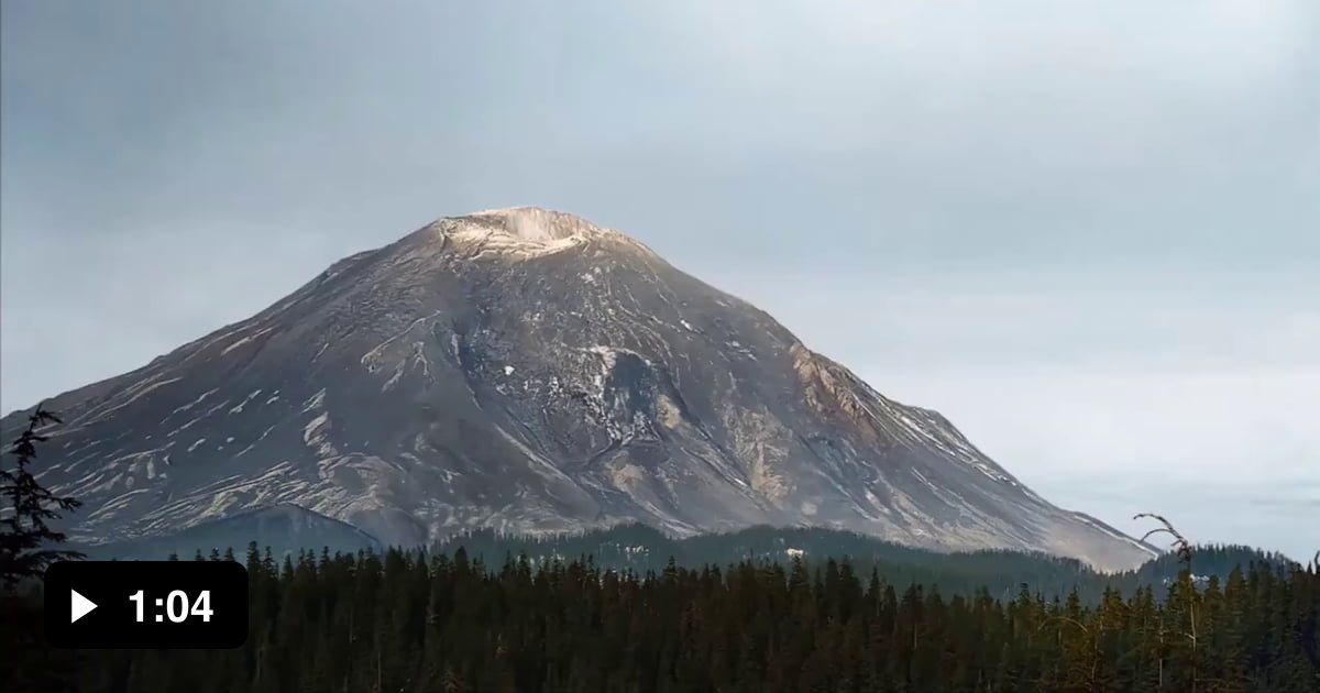 Mount Saint Helen's eruption upscaled 4K pictures with advanced AI ...