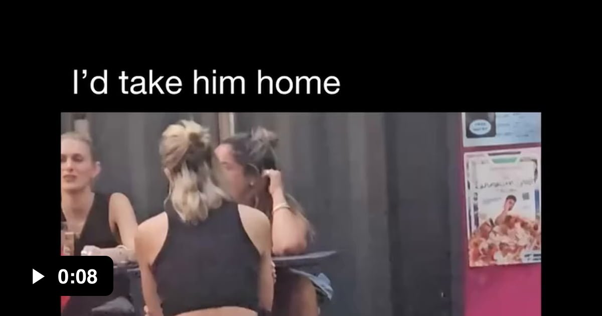 This dog knows how to make your day better - 9GAG