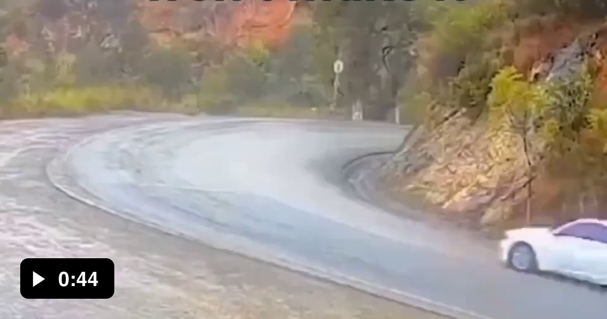 This sharp turn is responsible for a series of crashes in all driving conditions and vehicles ...