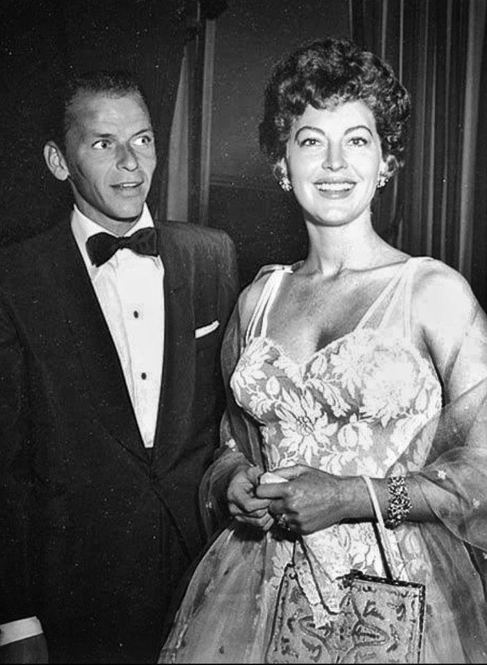 Frank Sinatra and Ava Gardner, 1950s. - 9GAG