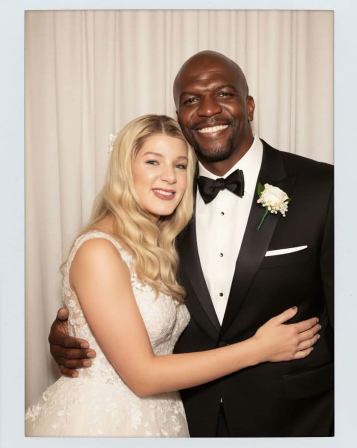 I hope they live happily ever after - 9GAG