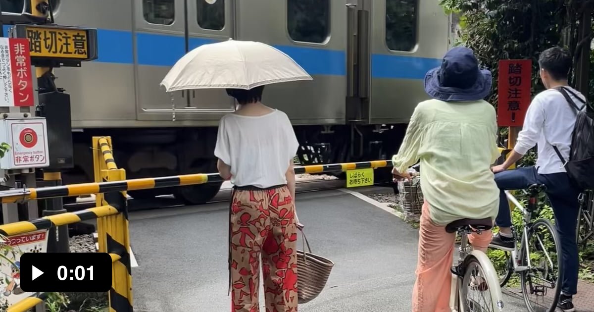 A Japanese day - 9GAG