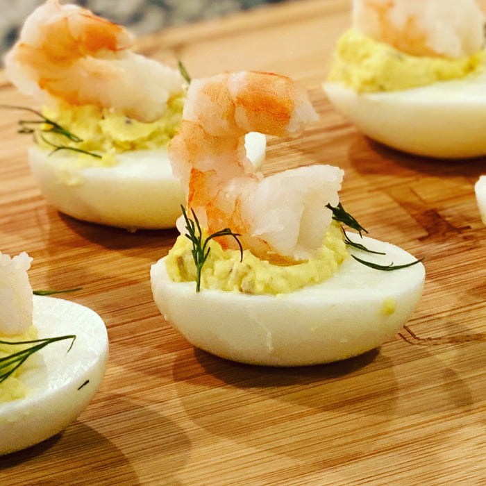 Shrimp and Dill Deviled Eggs - 9GAG