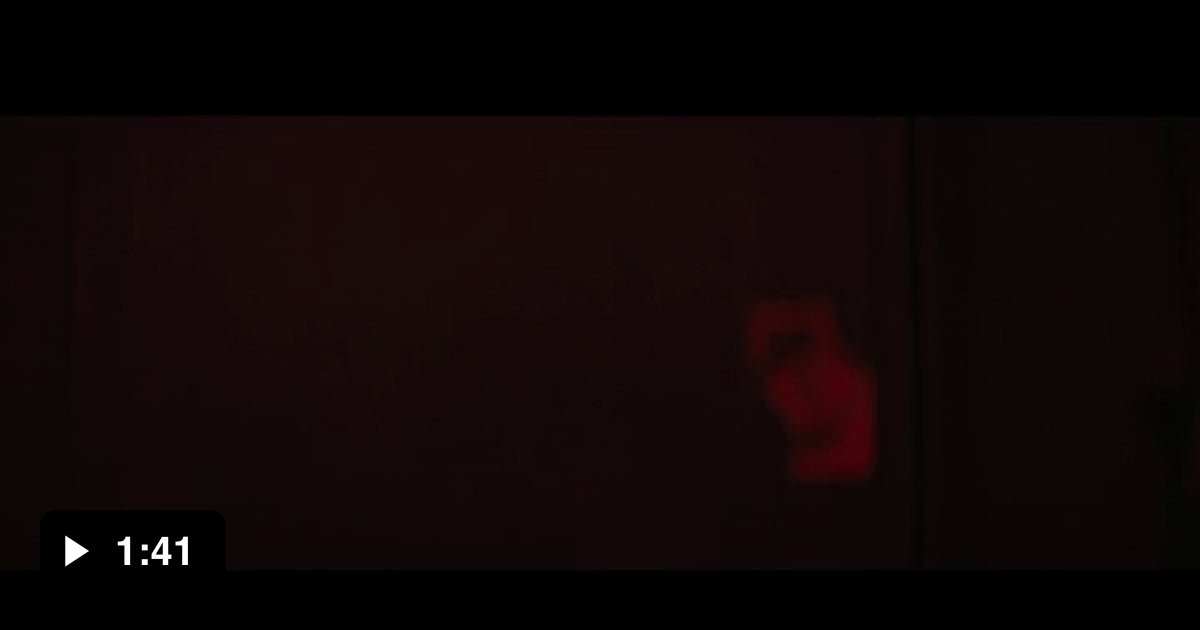 I put the Blade soundtrack over the club scene in the batman - 9GAG