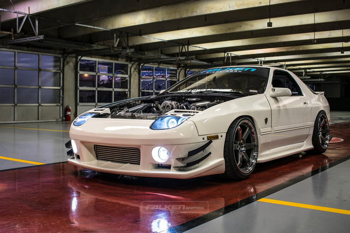 Final Form USA Mazda FC RX7 - 9GAG