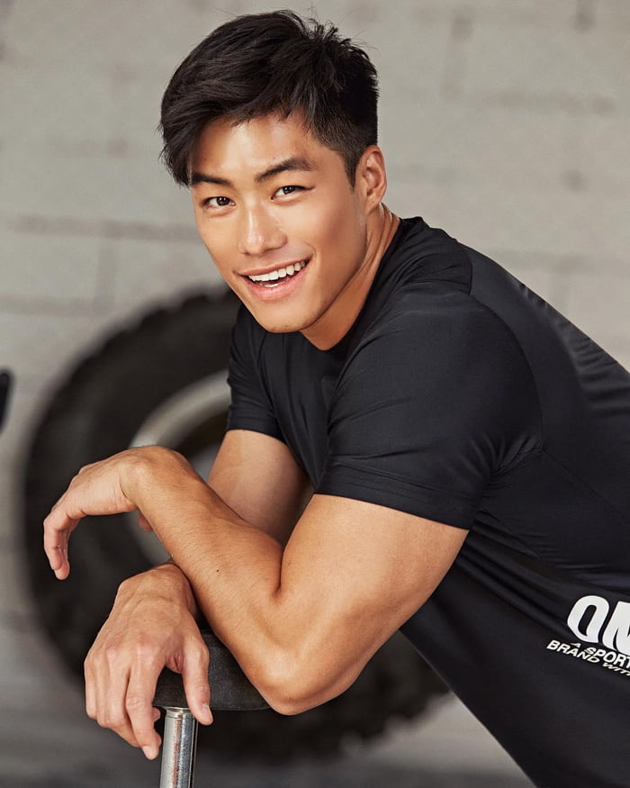 Wai Kin looking like a total snacc - 9GAG