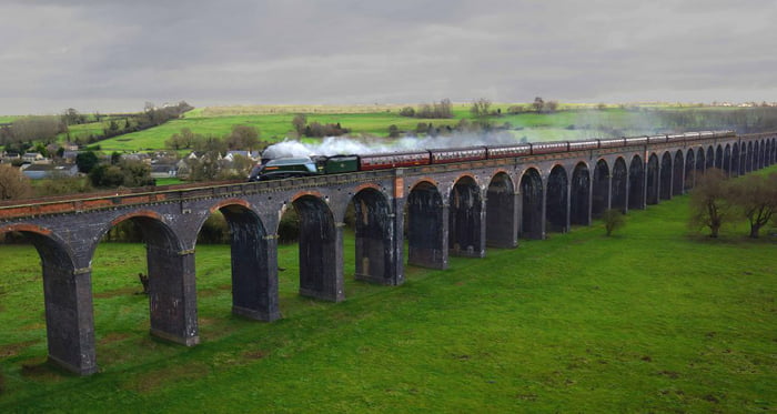 Welland viaduct, the longest viaduct in Britain, built with 30 million ...