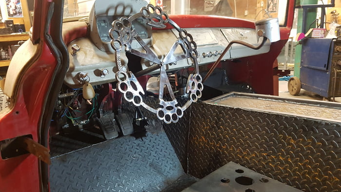 Knuckle duster rat rod steering wheel my friend made. - 9GAG