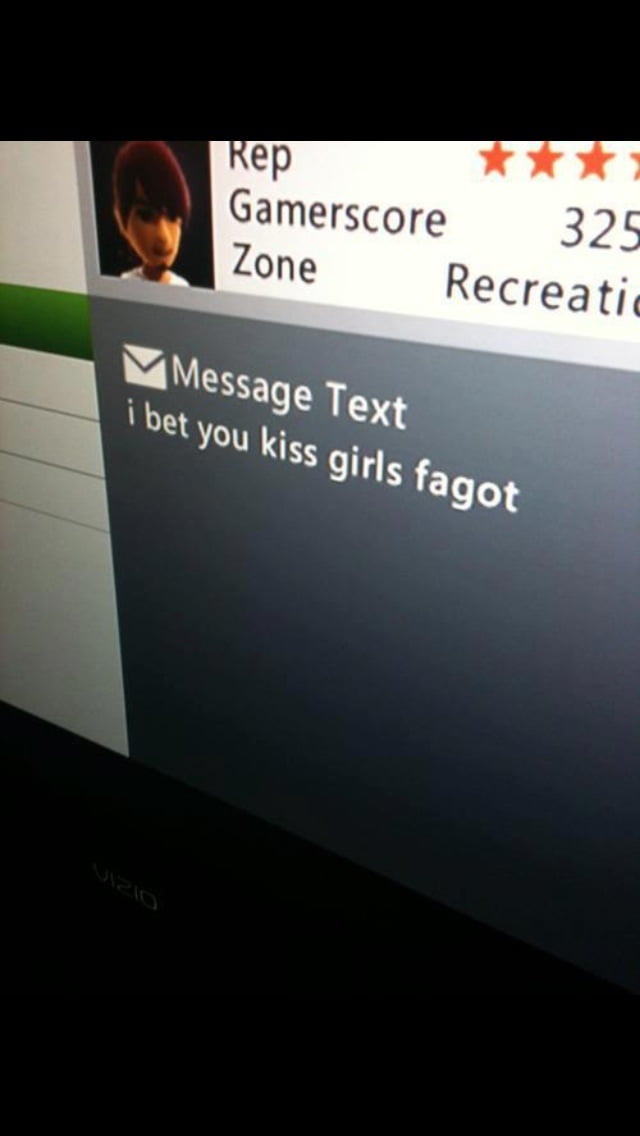 So we're doing favorite xbox messages. Here's my favorite. - 9GAG