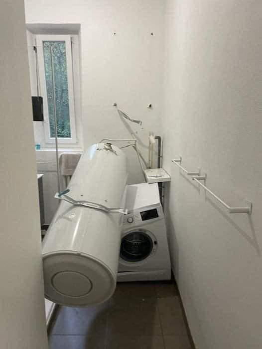 RIP washing machine - 9GAG