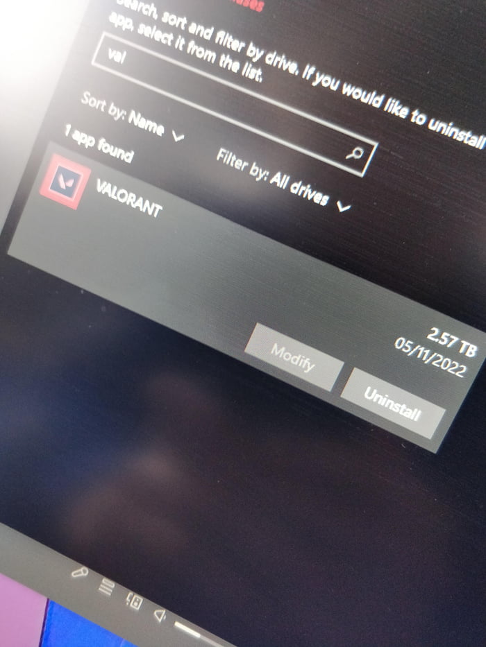 Ah yes the 2.5 Terabyte Valorant - 9GAG
