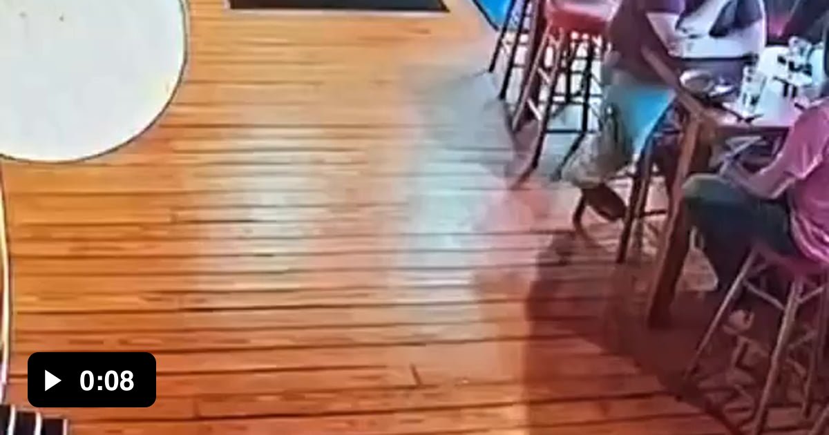 Which one to save? I ve made my choice - 9GAG