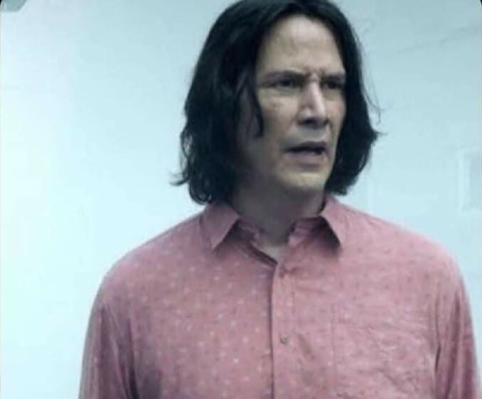 Beardless Keanu Reeves is about to take 50 points from Gryffindor - 9GAG