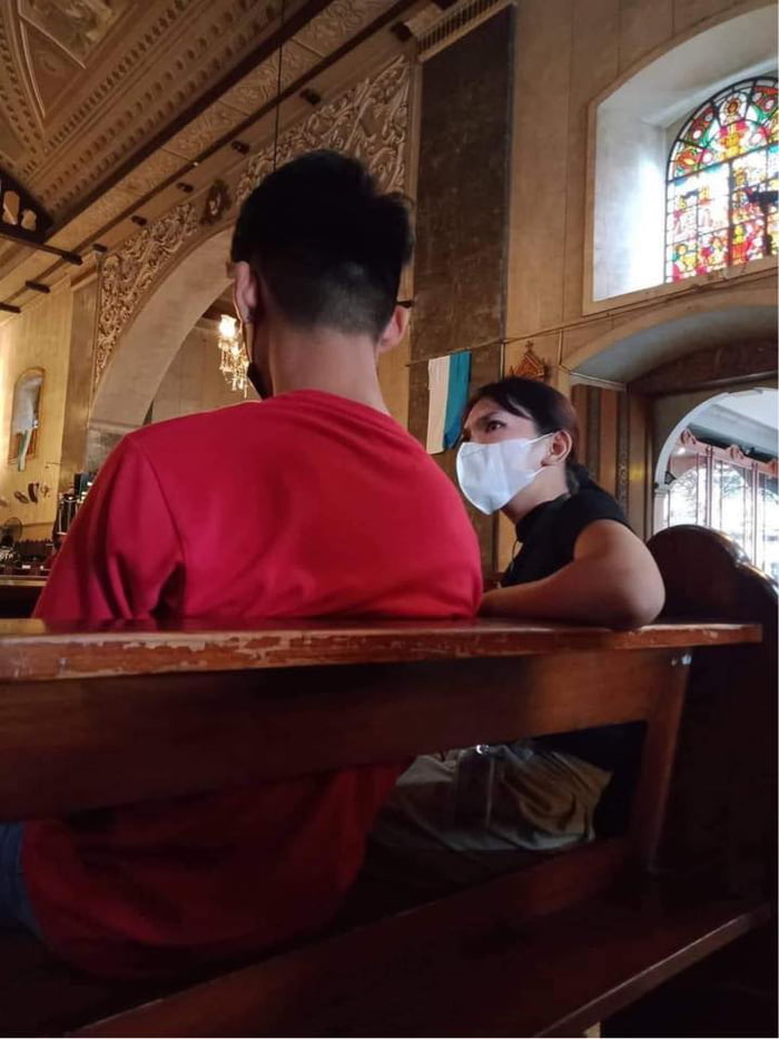 Di pa nag sisimula mag misa may sermon na... - 9GAG