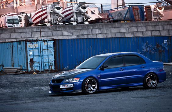 Modified Mitsubishi Lancer Evolution 9 - 9GAG