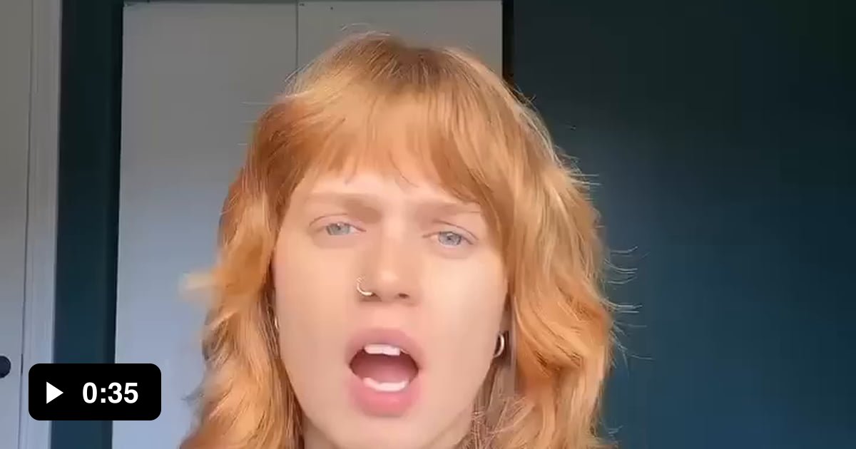 Her eyes be glowin - 9GAG