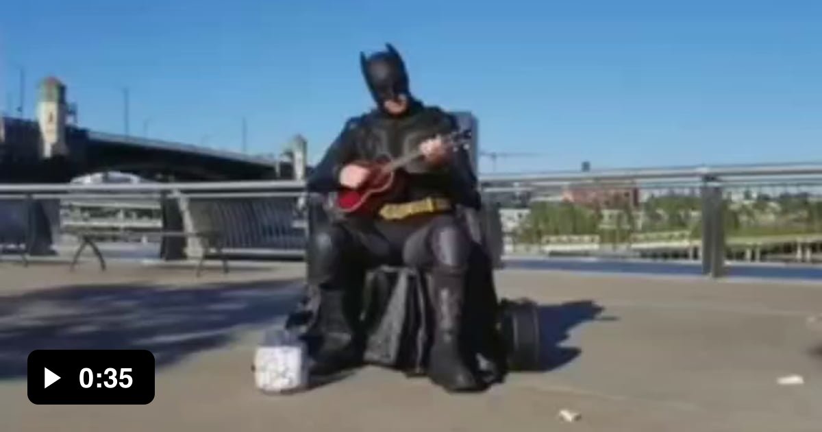 Spidey with enpugh prep time stomps Batman - 9GAG