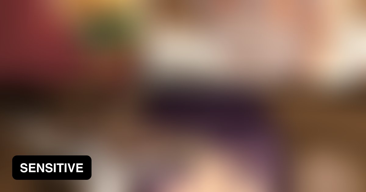 Frieren showing Fern her Luce - 9GAG