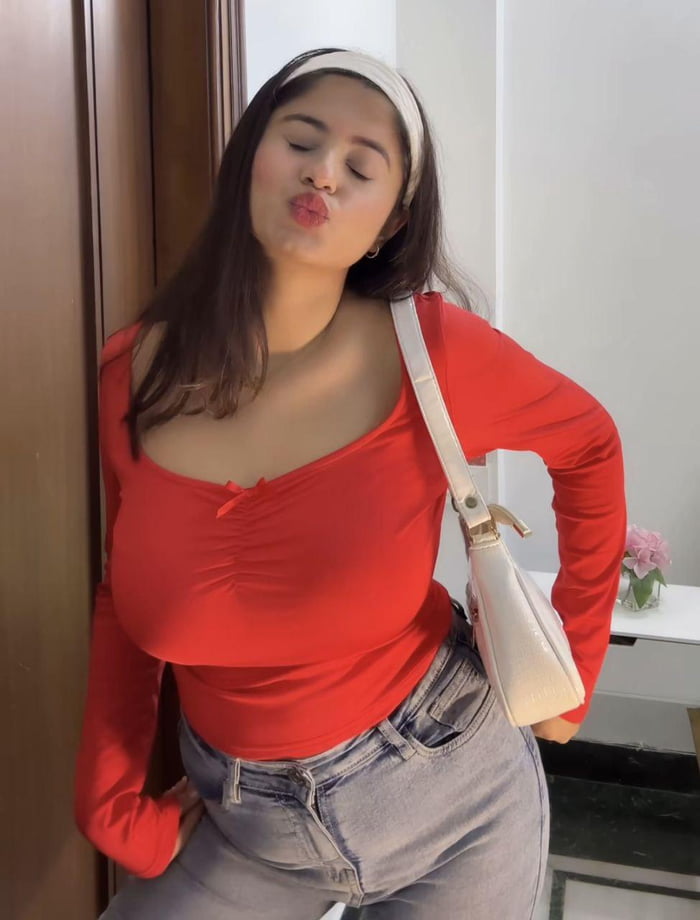 Cute pout 💋 - 9GAG