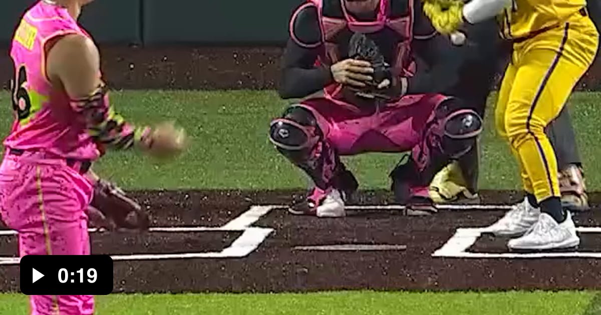 Baseball can be enjoyed - 9GAG