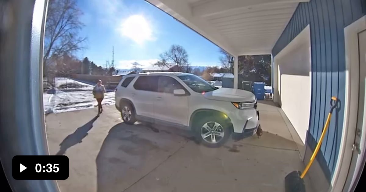 Alektorophobia: fear of the chicken - 9GAG