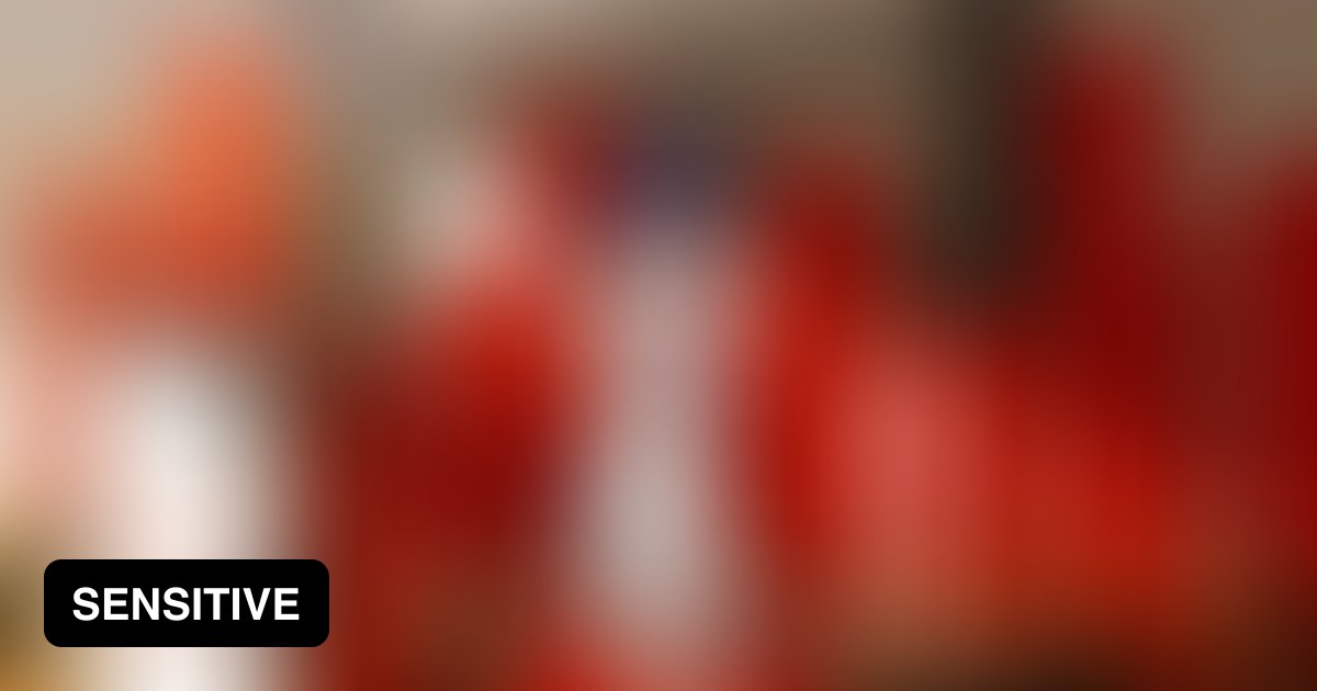 This is a classic example of how to use a belly to your advantage. - 9GAG